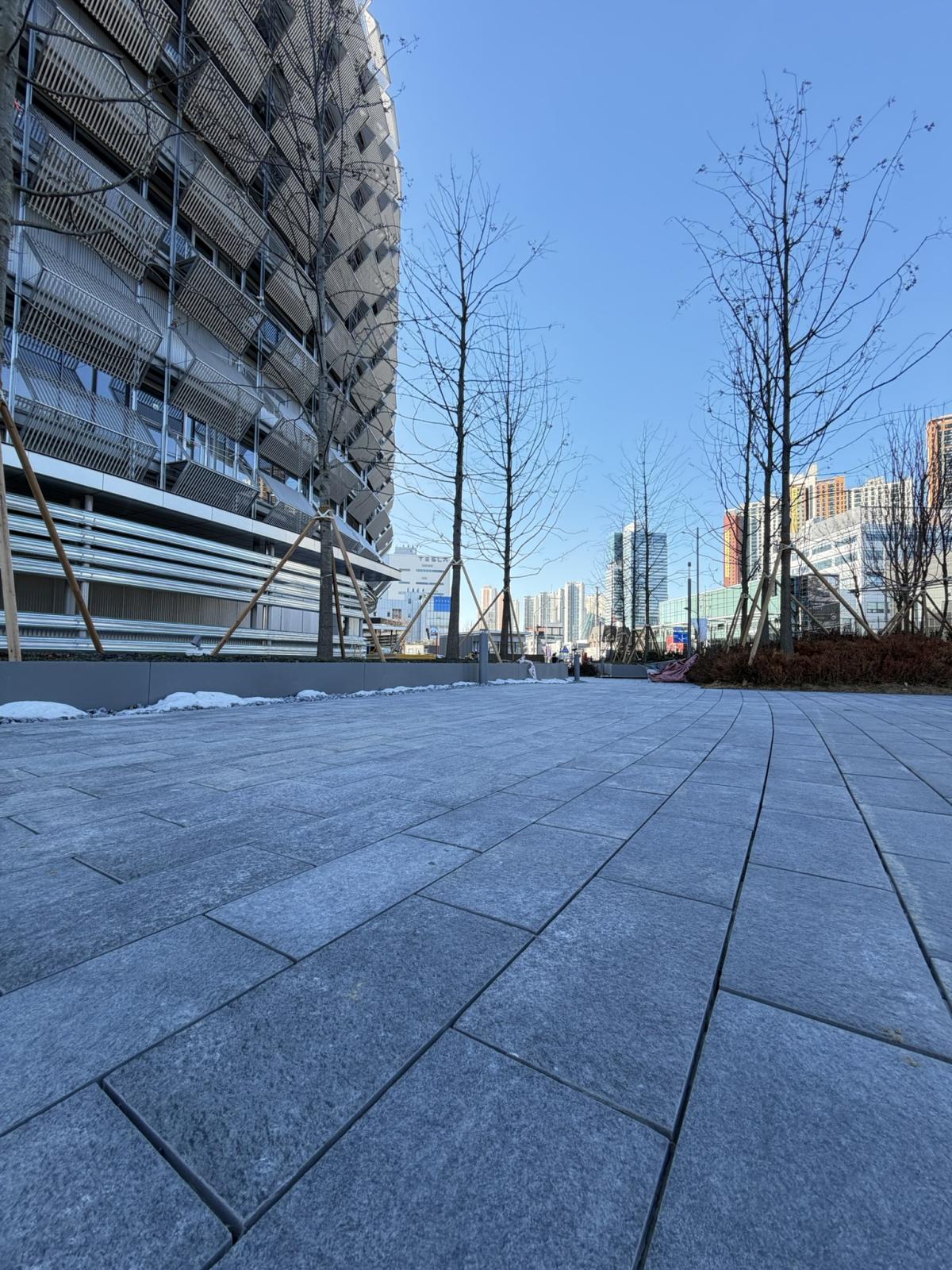 Hyundai Suwon High-Tech Center: Altra Pietra Colosseo | STONE NV